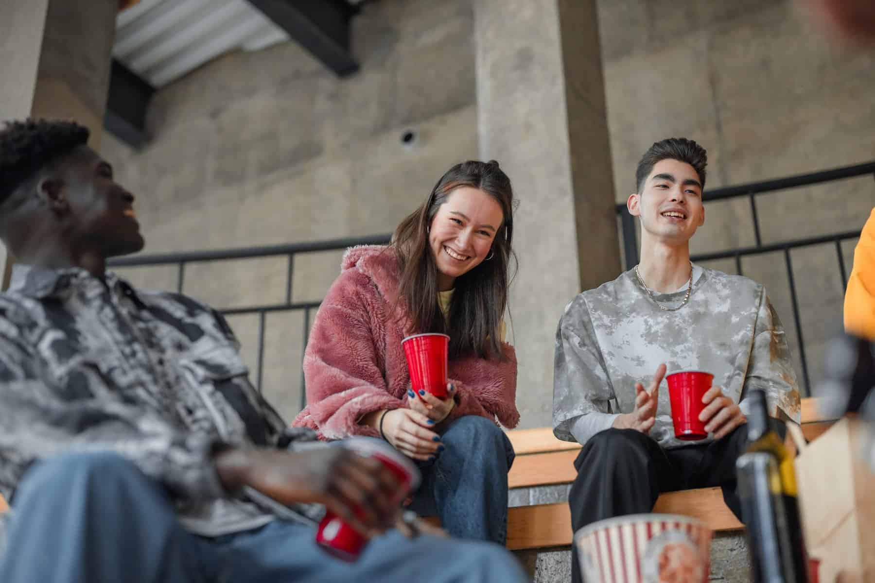 How to Throw a Spectacular College Dorm Party